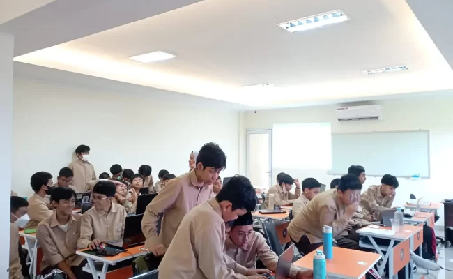 AL-WILDAN ISLAMIC SCHOOL 4 JAKARTA – Tahfidz and International Curriculum