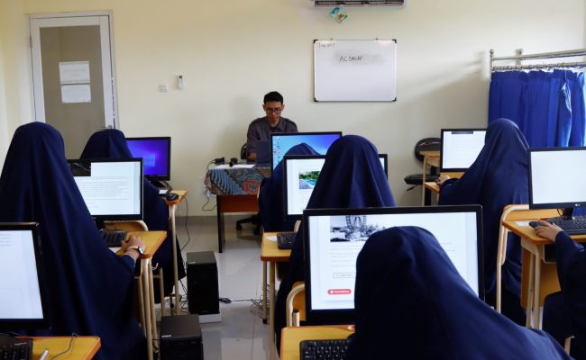 AL-WILDAN ISLAMIC SCHOOL 4 JAKARTA – Tahfidz and International Curriculum